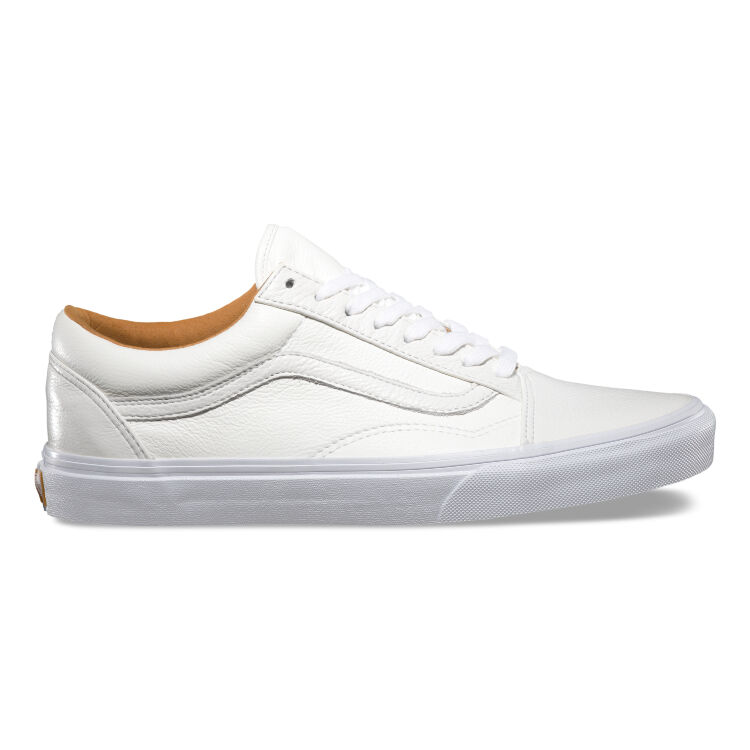 (УЦЕНКА) Кожаные кеды Vans OLD SKOOL VZDFEWB белые купить по цене 4 290 ...